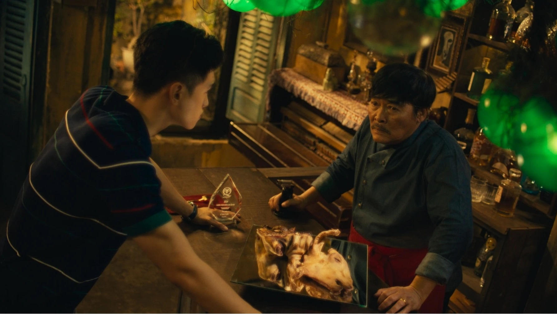 Devil’s Diner – Ein Meisterwerk des vietnamesischen Horror-Dramas - s e ...